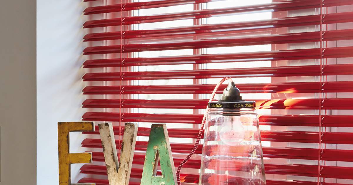 Bold Red Blinds for Your Windows | Luxaflex®